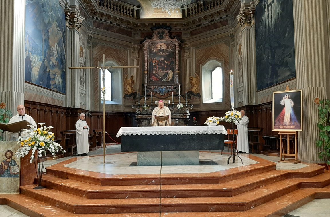 I “segni” del Santuario di Maccio e l’affidamento della Diocesi alla ...